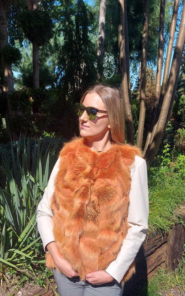 Kamizelka z naturalnego futra lisów ruda | Sklep producenta skórzanej ...